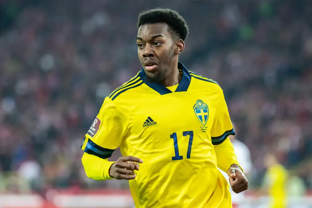 Disappointment for Anthony Elanga ahead of Sweden flying off to World ...
