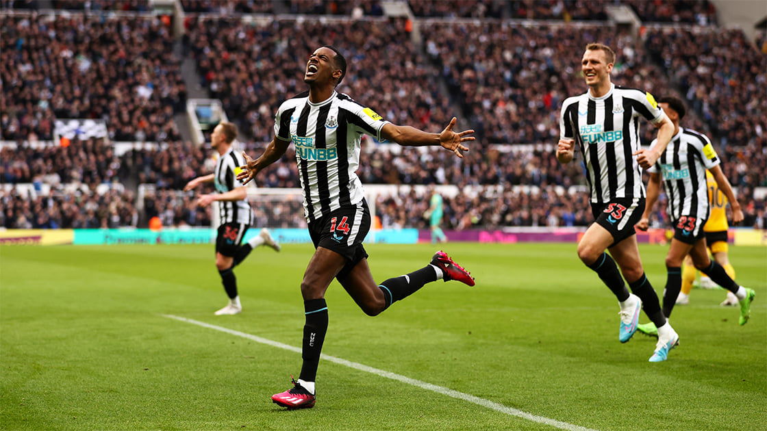 Newcastle United star nominated for PFA Premier League Player Of The ...