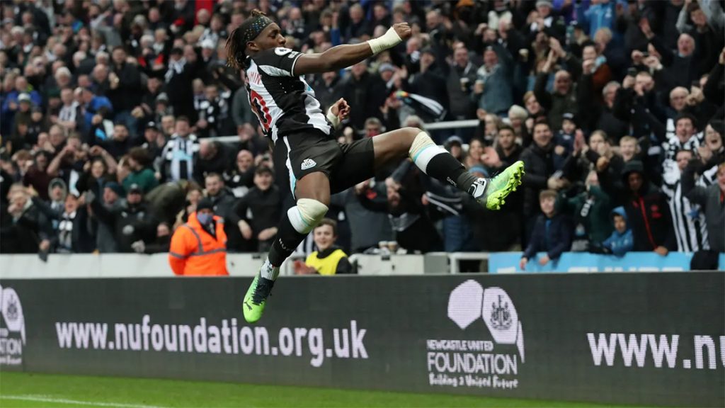 Allan Saint-Maximin stars against Manchester United - What a cross ...