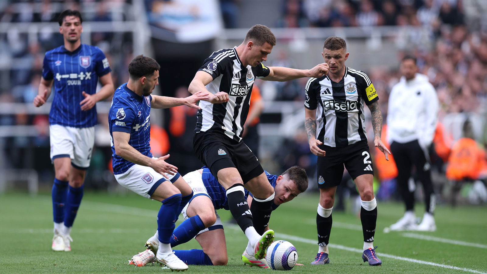 Newcastle United stars make the ‘Whoscored’ Premier League team of the ...