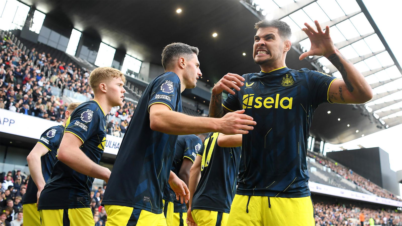 Official Match Cam footage of Fulham 0 Newcastle 1 - Well worth a watch ...