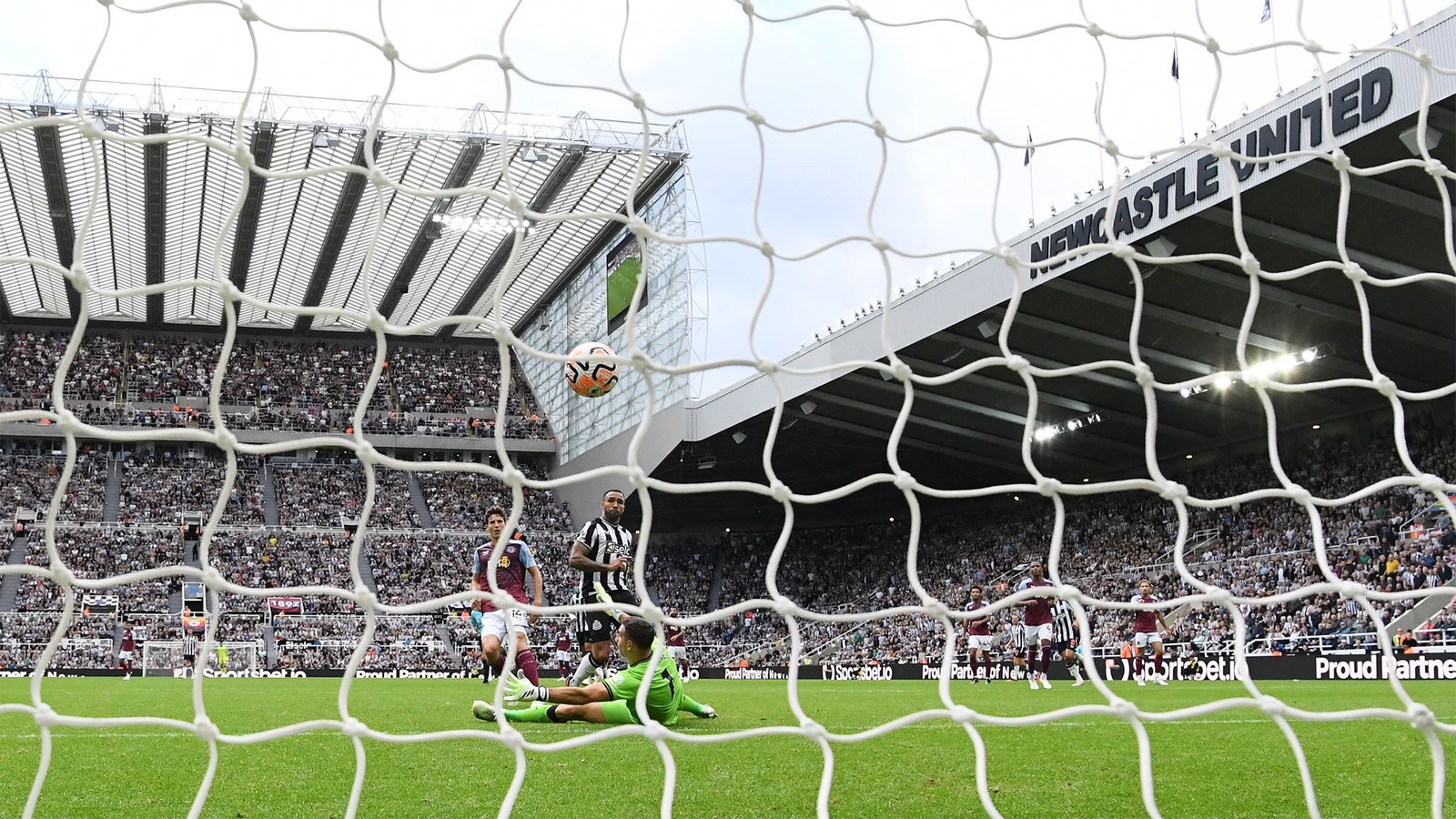 Callum Wilson stand out moments - Newcastle United number 9 - NUFC The Mag