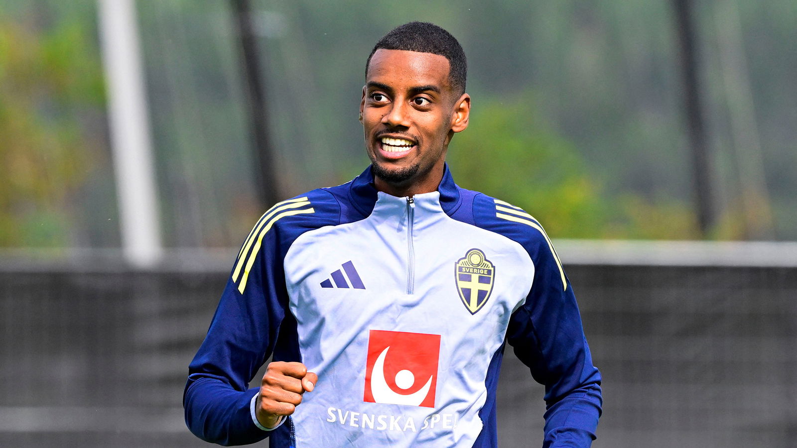 Emil Krafth opens up about Alexander Isak situation - Gives new insight ...