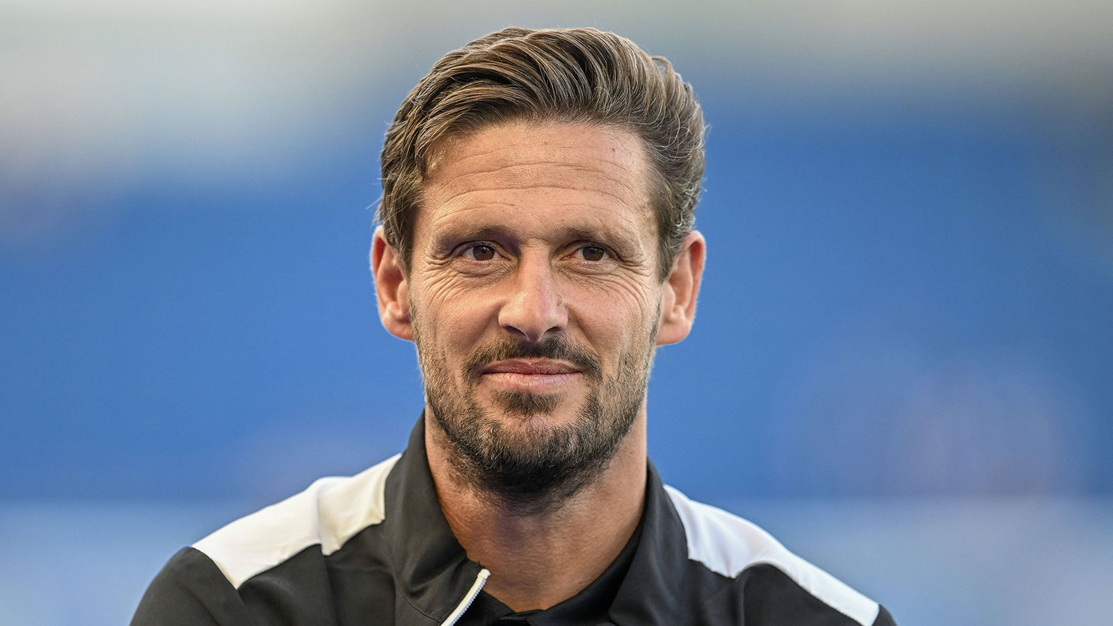 Jason Tindall steps up for Manchester United media duties due to Eddie ...