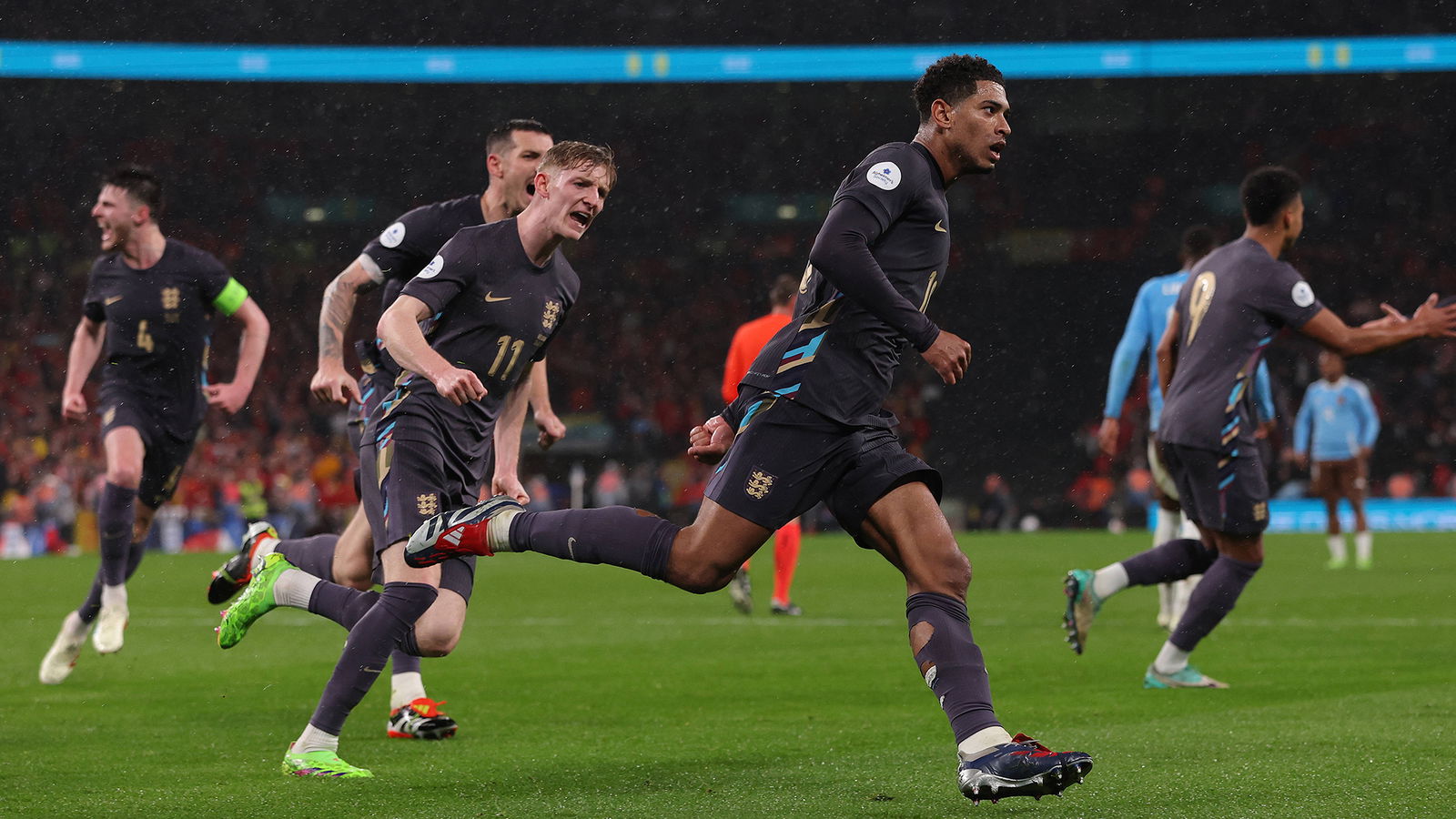 Anthony Gordon ticks both boxes as late sub - England 2 Belgium 2 ...