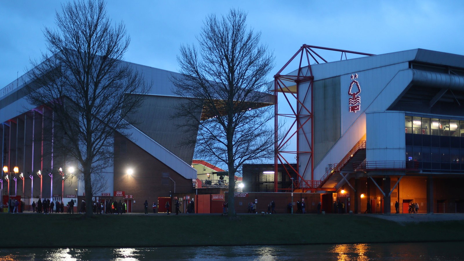 Nottingham Forest release dual statements as they sell and buy players ...