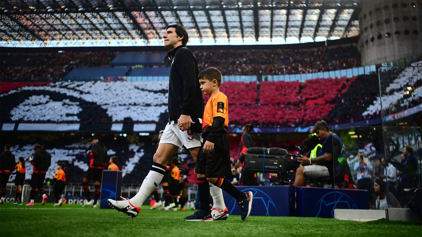 Sandro Tonali talks of return to AC Milan and happiness at Newcastle ...