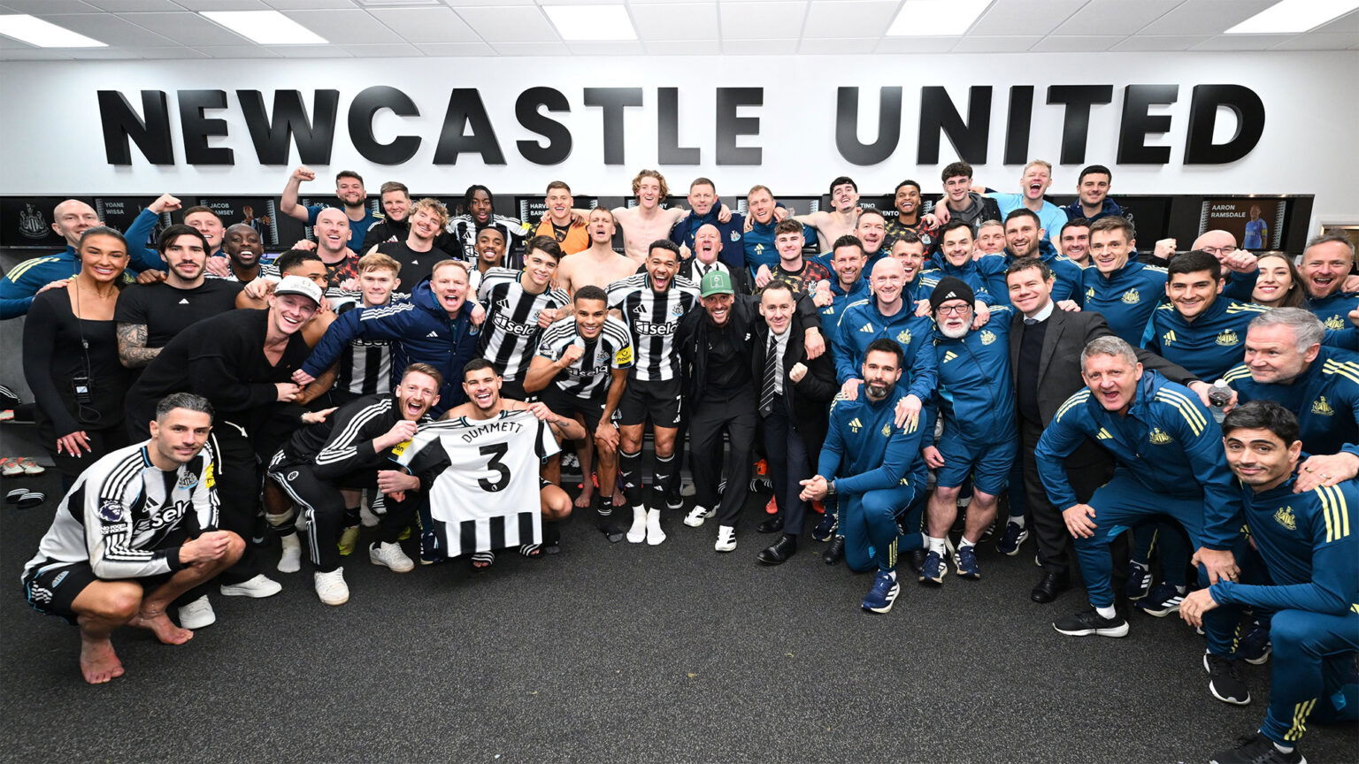 Here’s the photo all Newcastle United fans absolutely loving on this ...