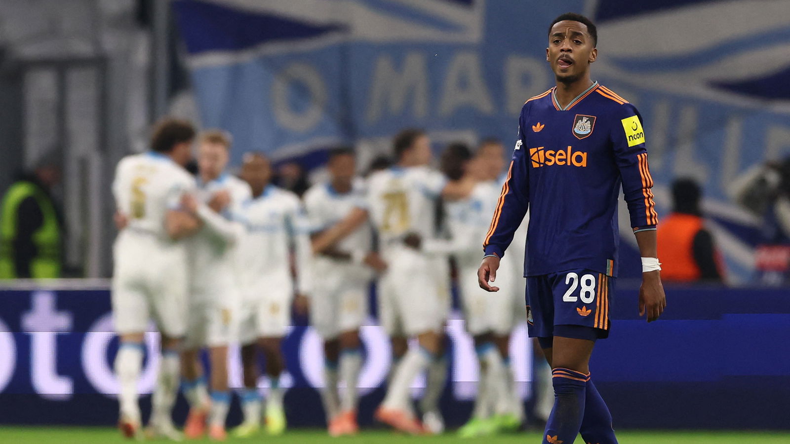 Premier League rival interested in buying Joe Willock in the January ...